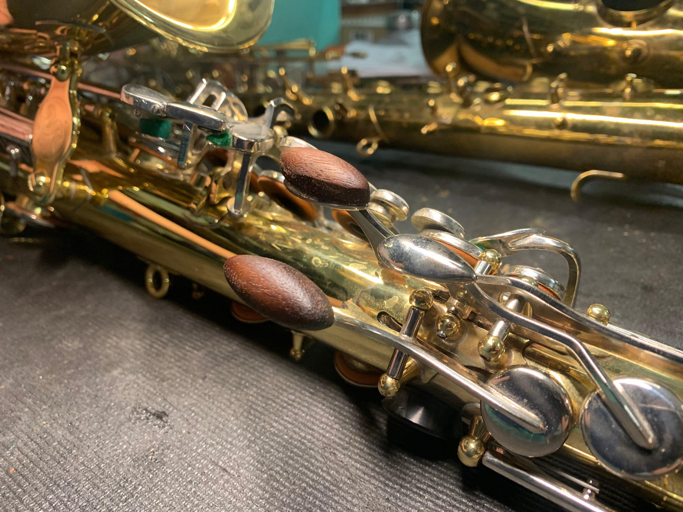 Saxophone Palm Key Risers – Wood & Winds